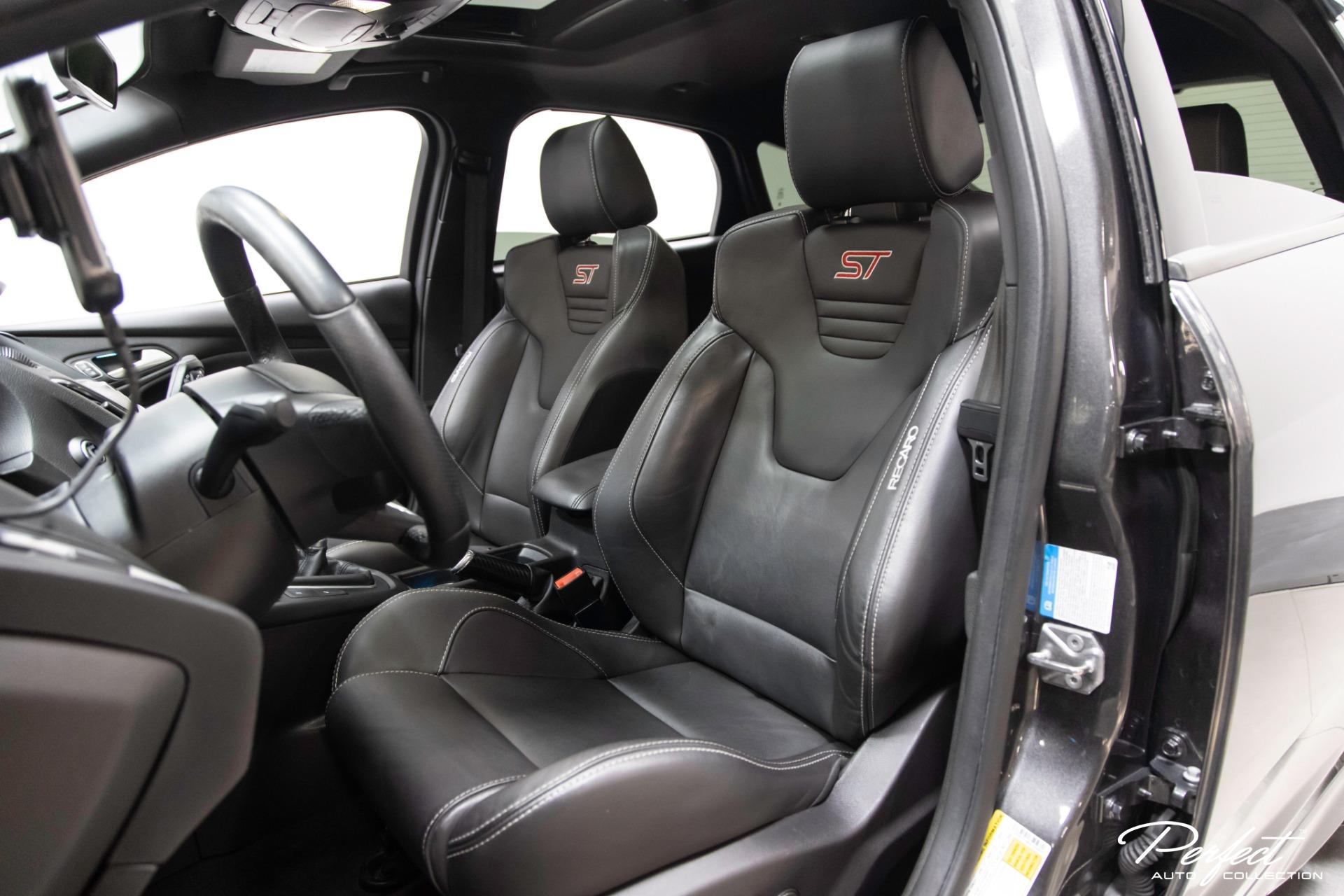 Used 2016 Ford Focus ST For Sale ($25,995) | Perfect Auto Collection ...