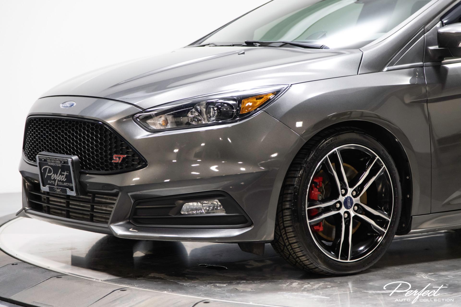 Used 2016 Ford Focus ST For Sale ($25,995) | Perfect Auto Collection ...