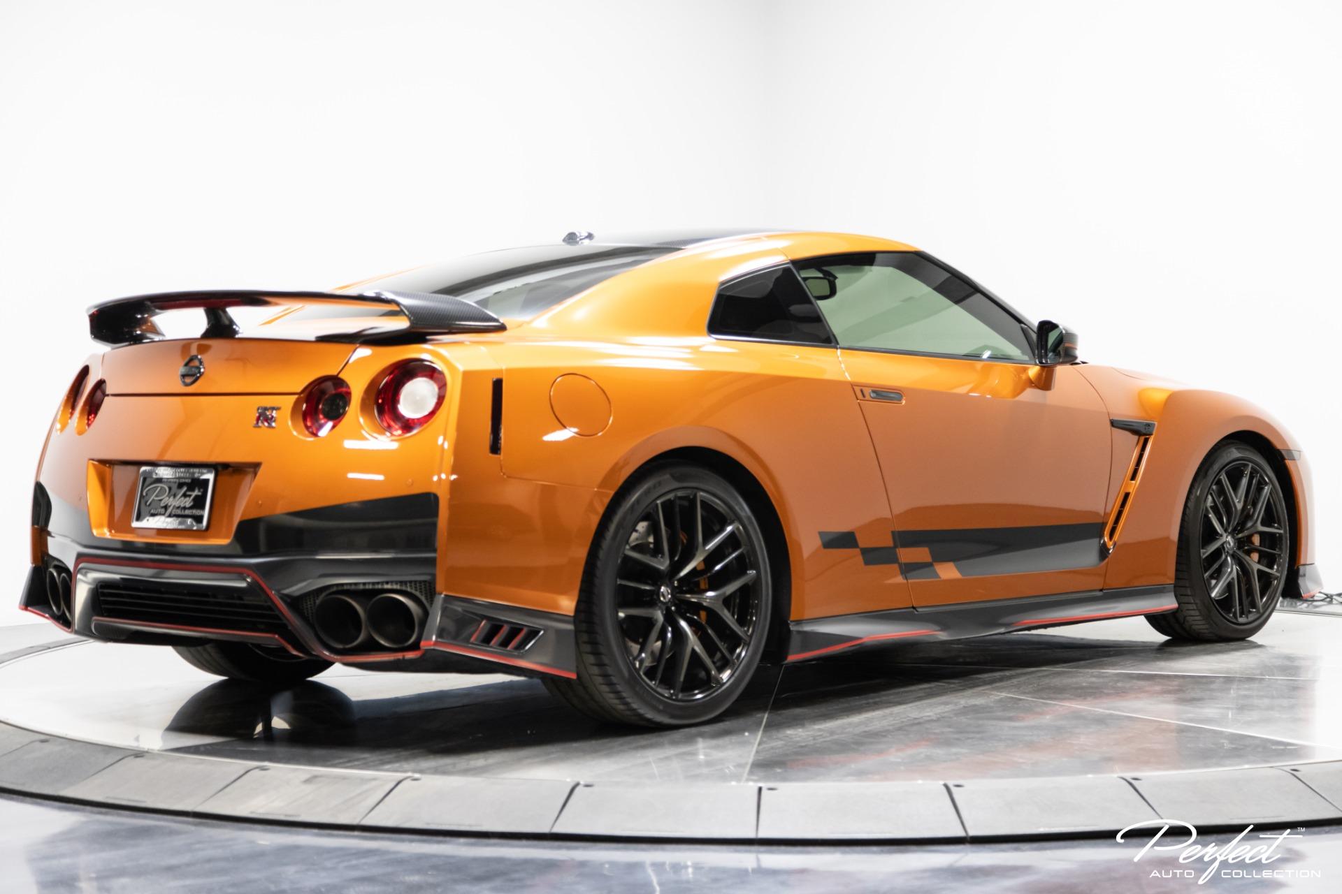 Used 2017 Nissan GT-R Premium For Sale ($109,995) | Perfect Auto ...