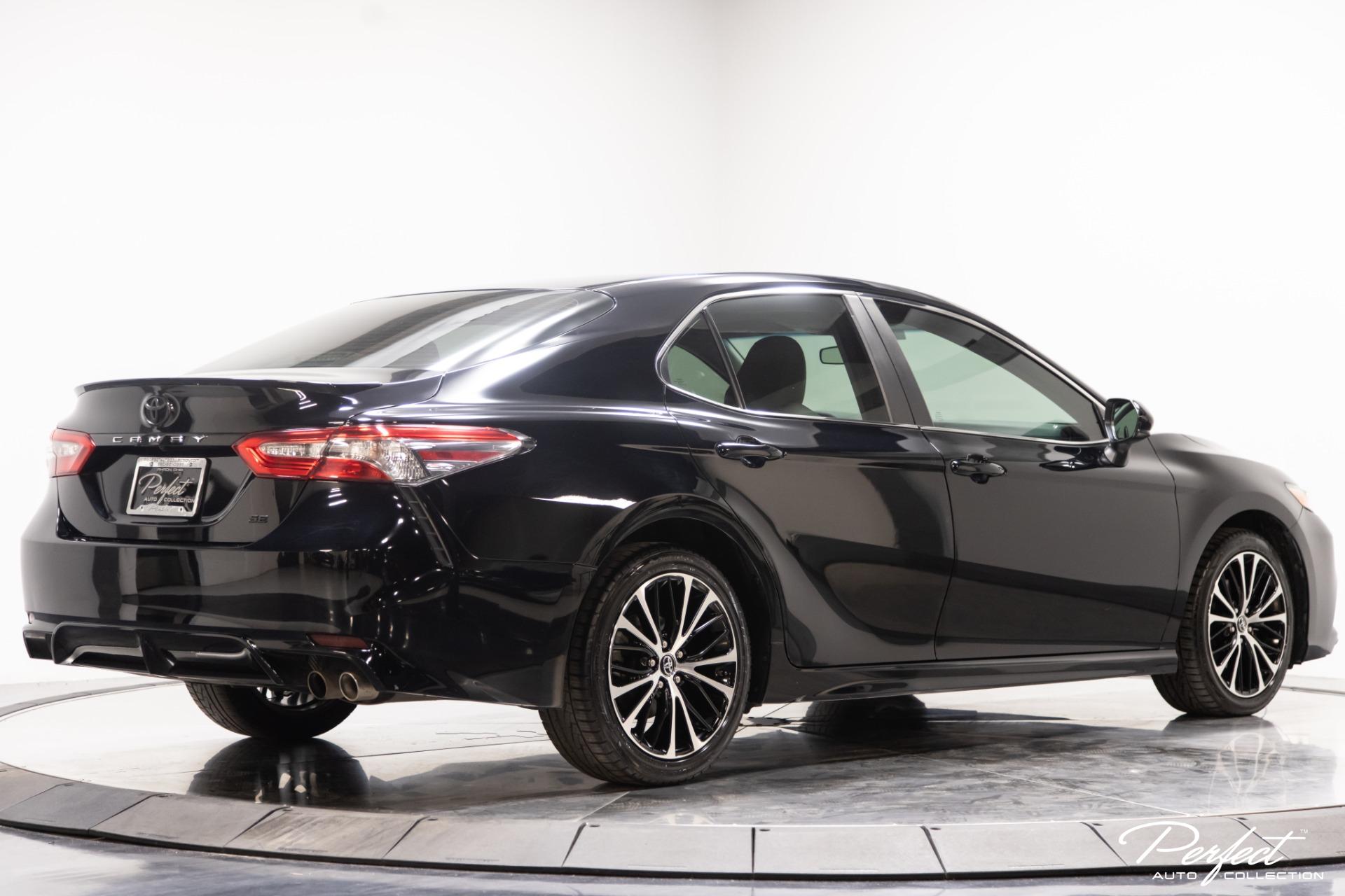 Used 2018 Toyota Camry SE For Sale ($21,995) | Perfect Auto Collection ...