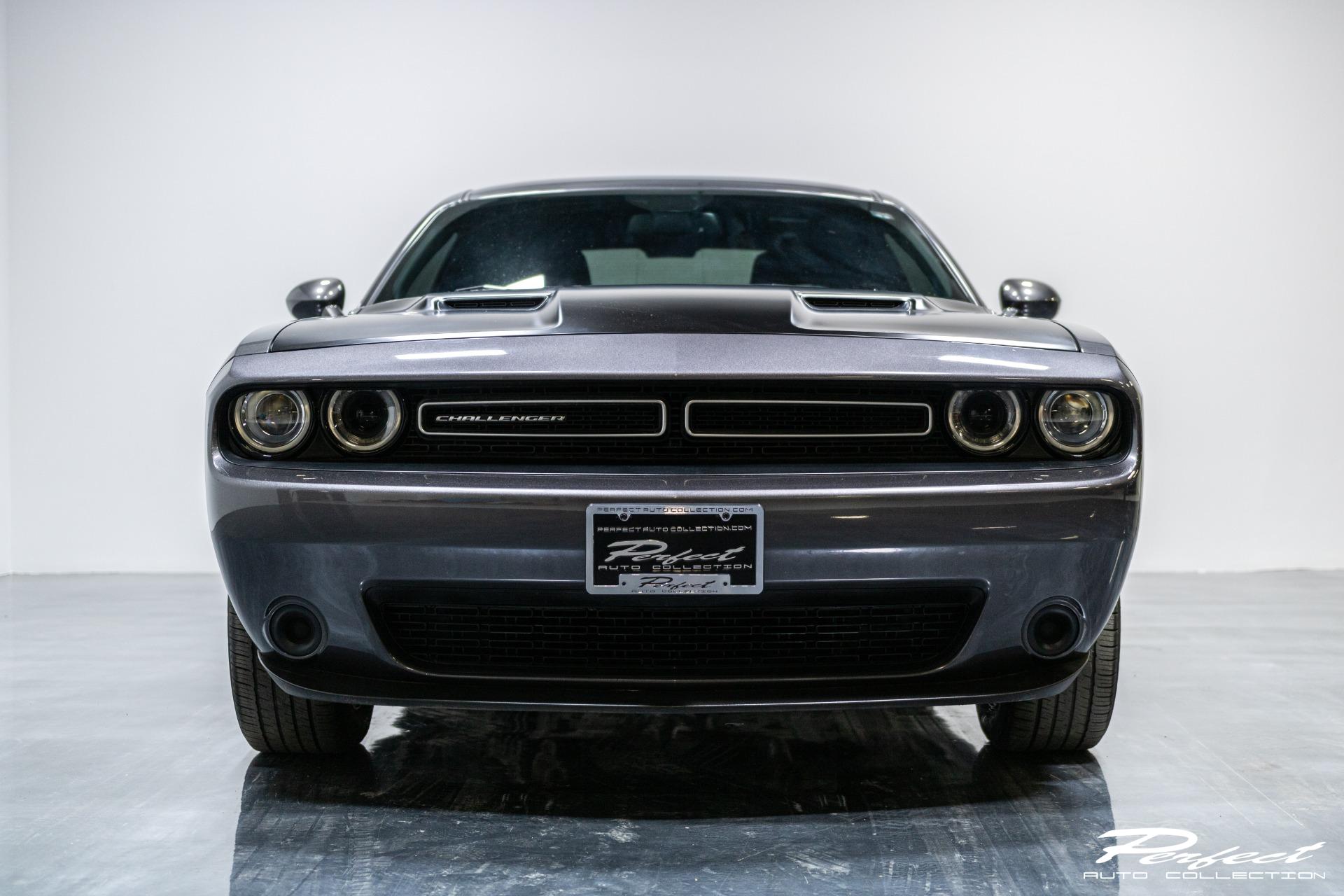 Used 2016 Dodge Challenger SXT For Sale ($16,993) | Perfect Auto ...