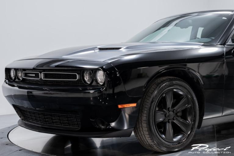 Used 2016 Dodge Challenger SXT For Sale ($18,993) | Perfect Auto ...