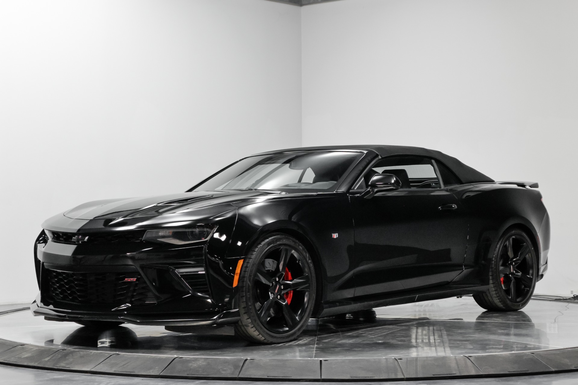 Shop Premium Used Luxury Car Dealer in Akron