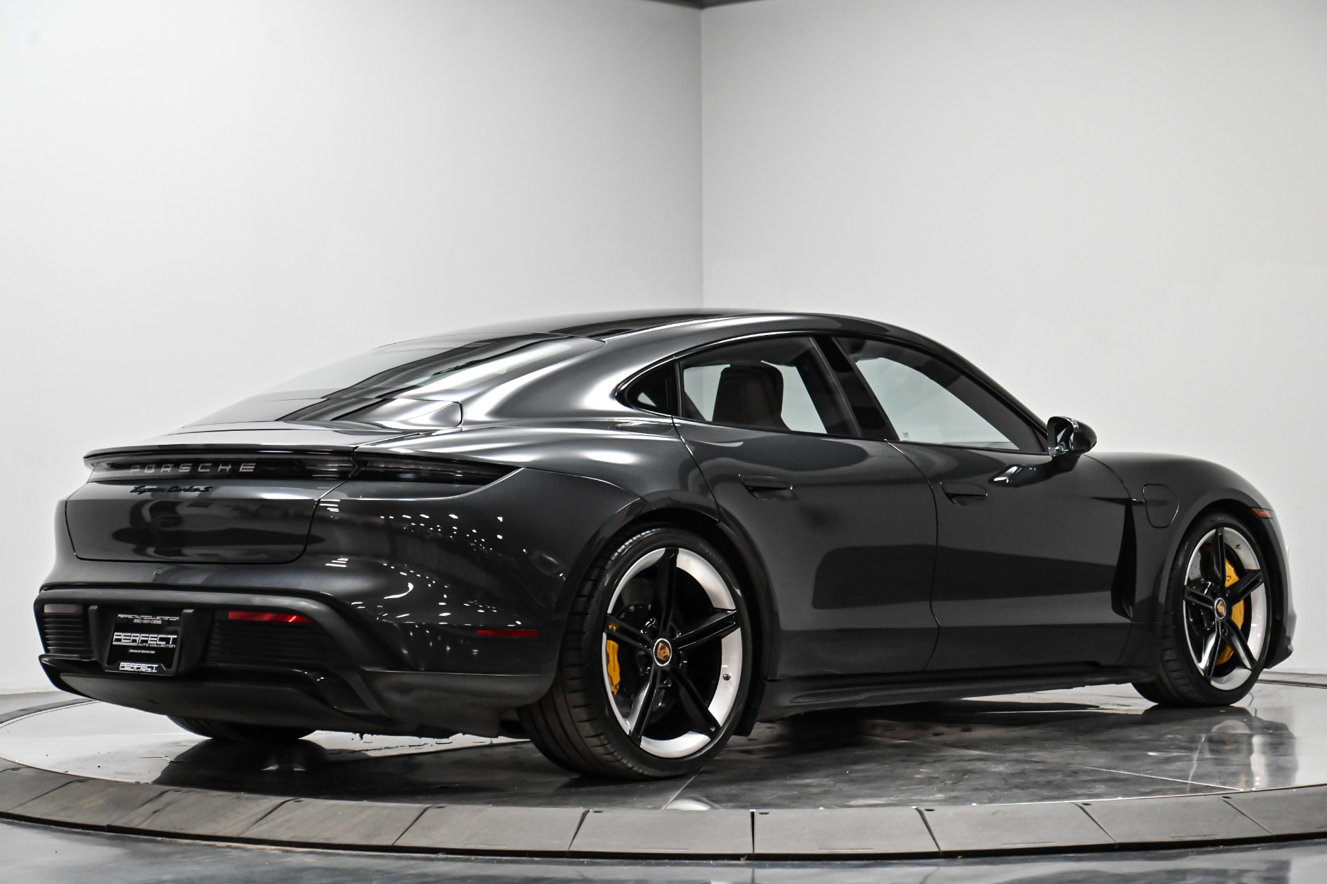 Used Porsche dealer in Pittsburgh – Where Class Roars